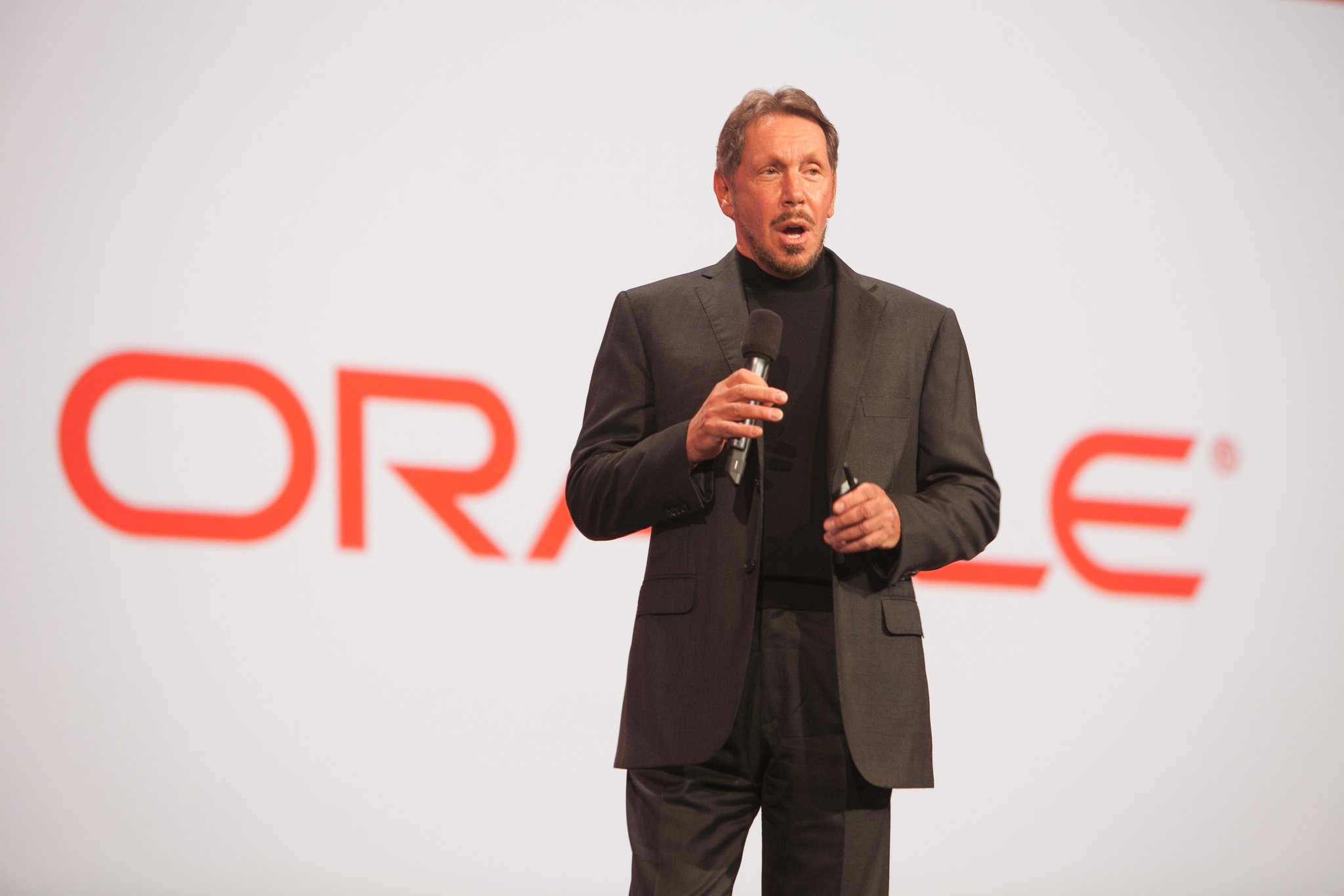 Oracle Lays off Over 900 Staff Members in China With More to Cut in ...