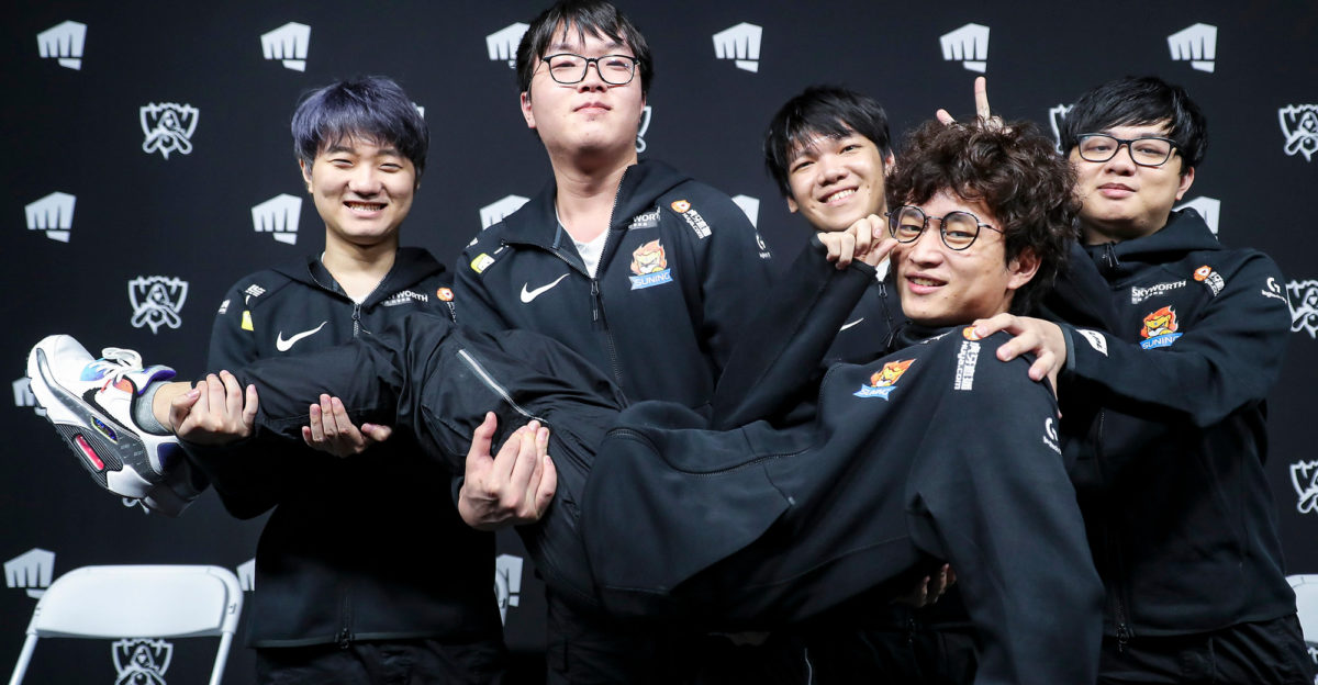 Suning Esports Partners with KFC and Roewe Prior to League of Legends ...