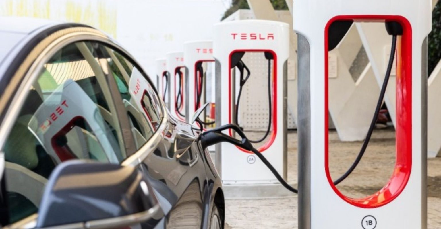 Tesla China's First Super Charging Station Integrating Energy Storage ...