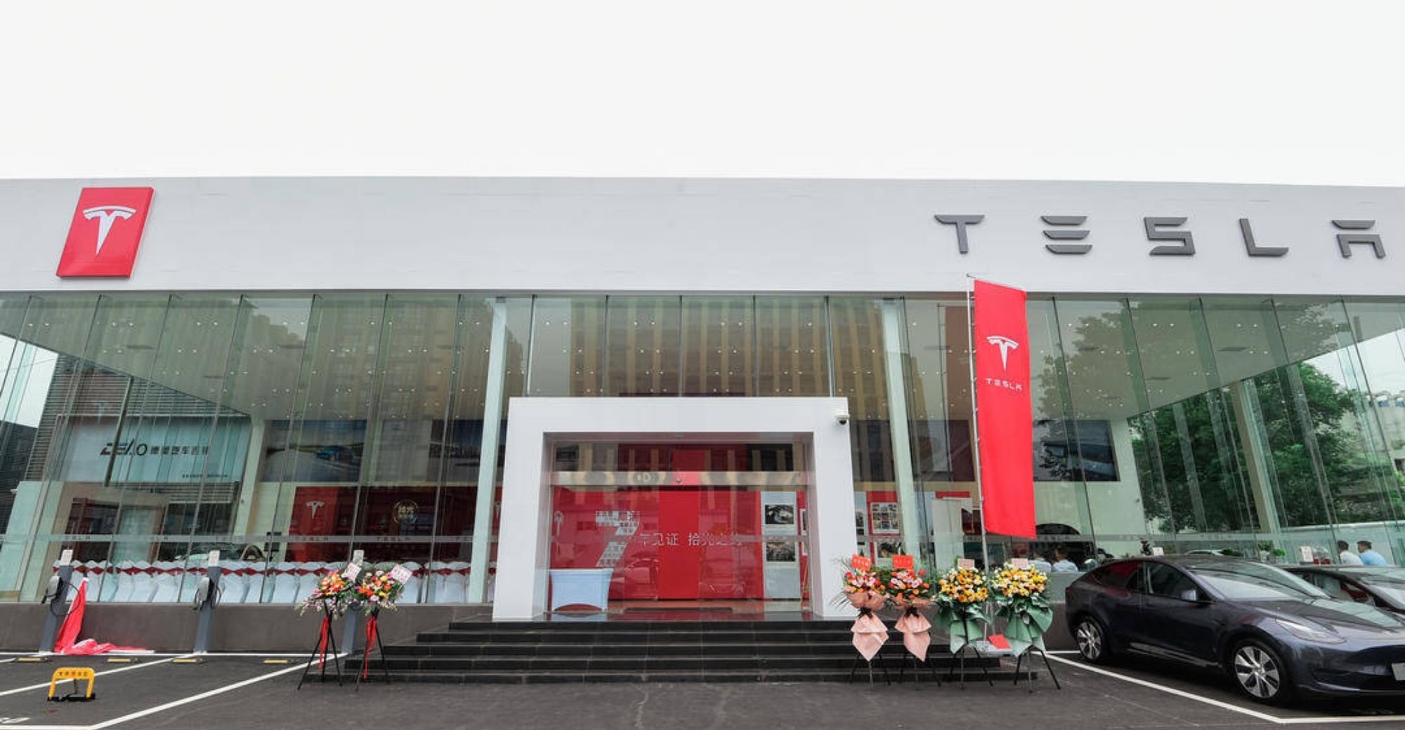 Tesla Delivered 8,621 Made-in-China Cars Domestically in July, Down 69% ...