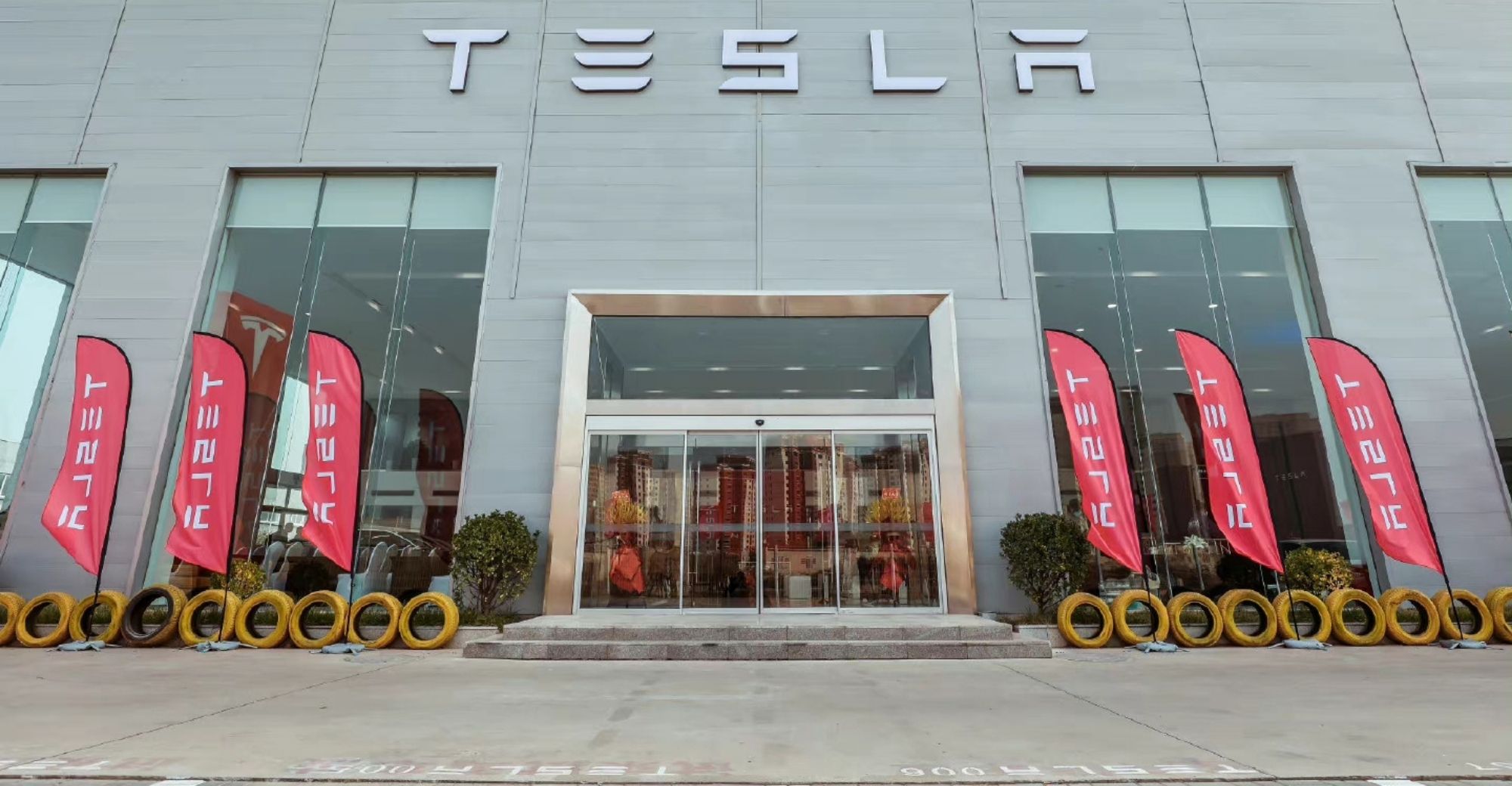 Prices of Long Range Version of Tesla Model S and Model X Raised by ...