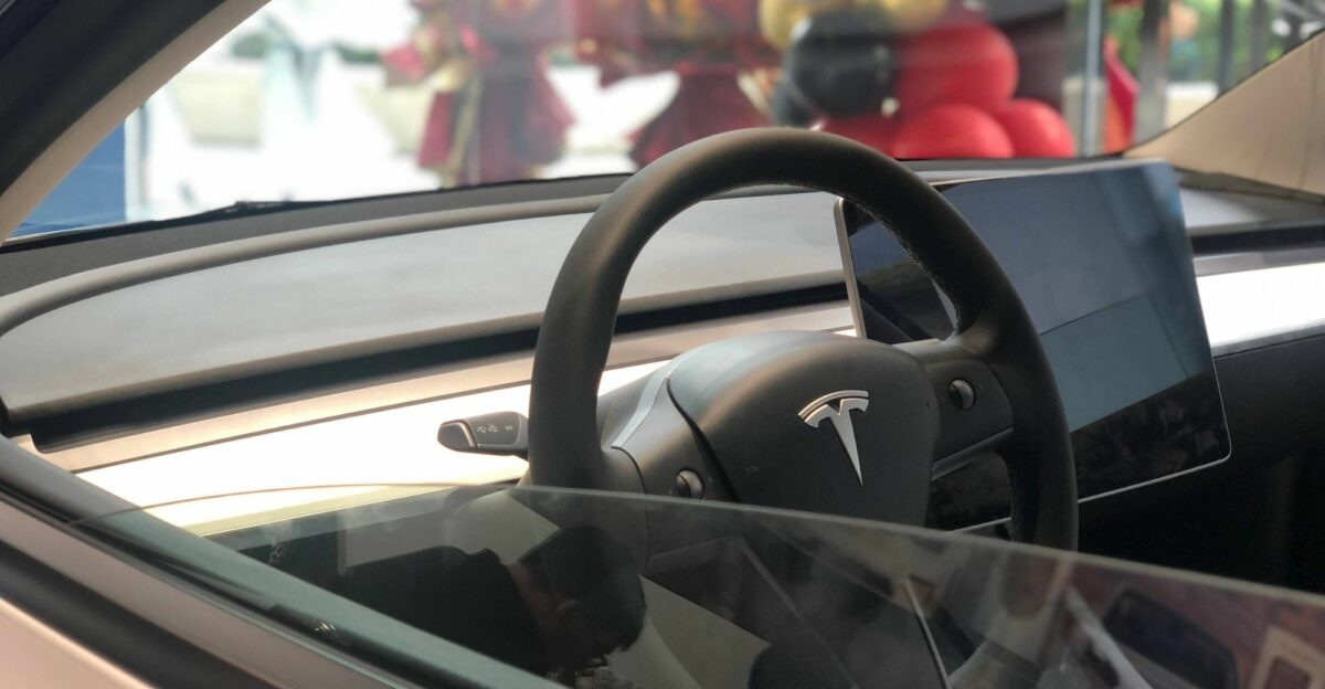Tesla Replaces Defective Repeater Cameras in Model S, X, and 3 Vehicles ...