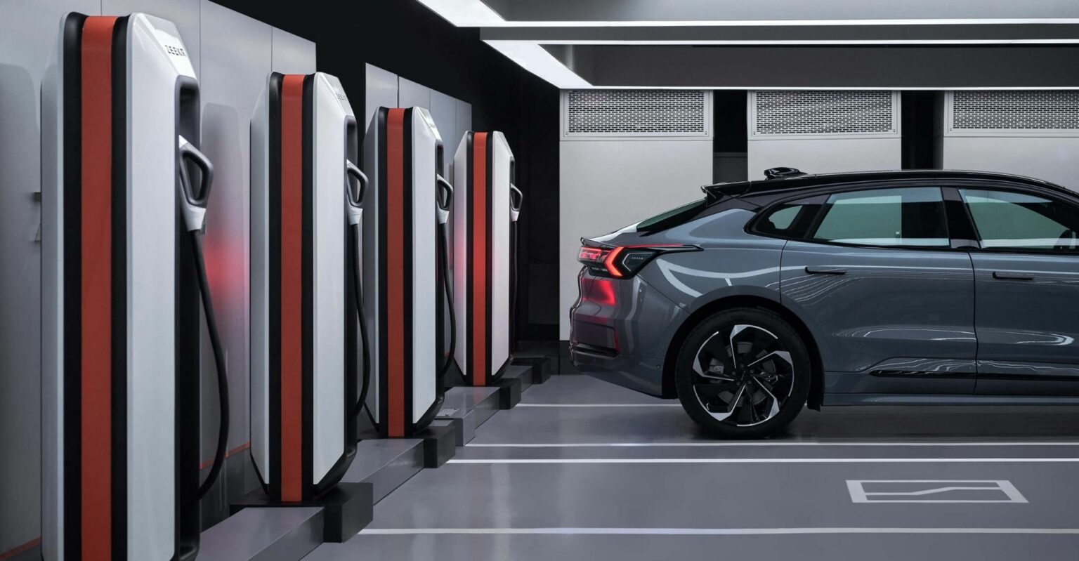 Zeekr Delivers 10,000th Home EV Charging Pile - Pandaily