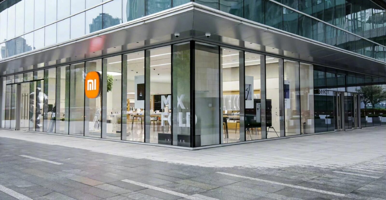 Xiaomi Opened Its First Store In Chile - Pandaily