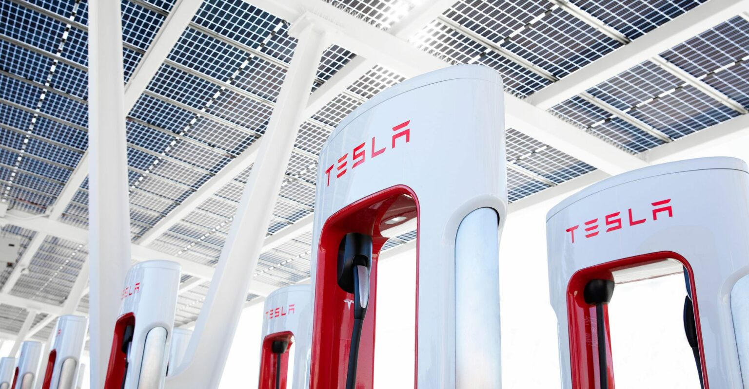 Tesla Opens 100th Super-Charging Station in Beijing - Pandaily