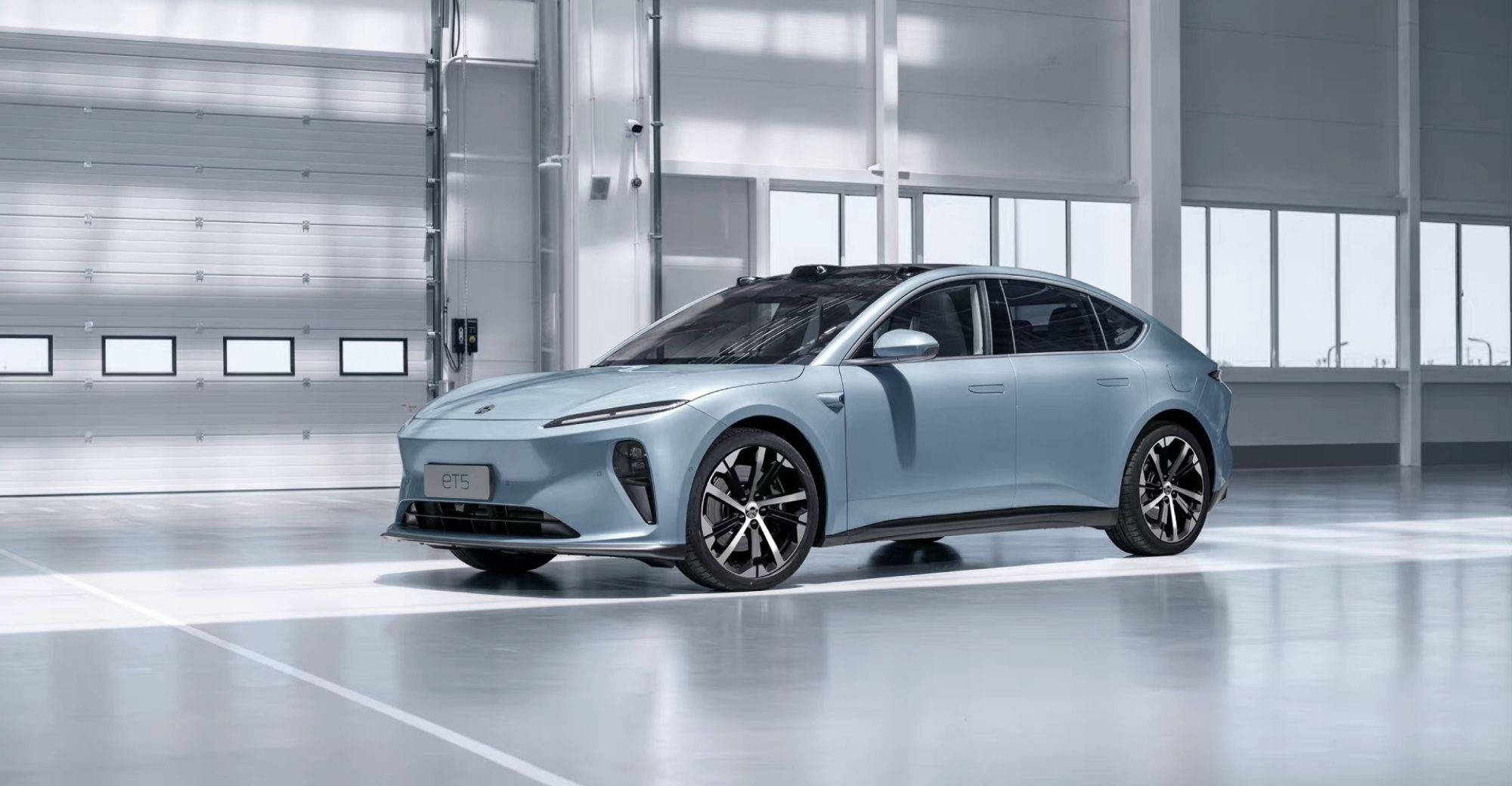 NIO Starts Delivery of ET5 - Pandaily